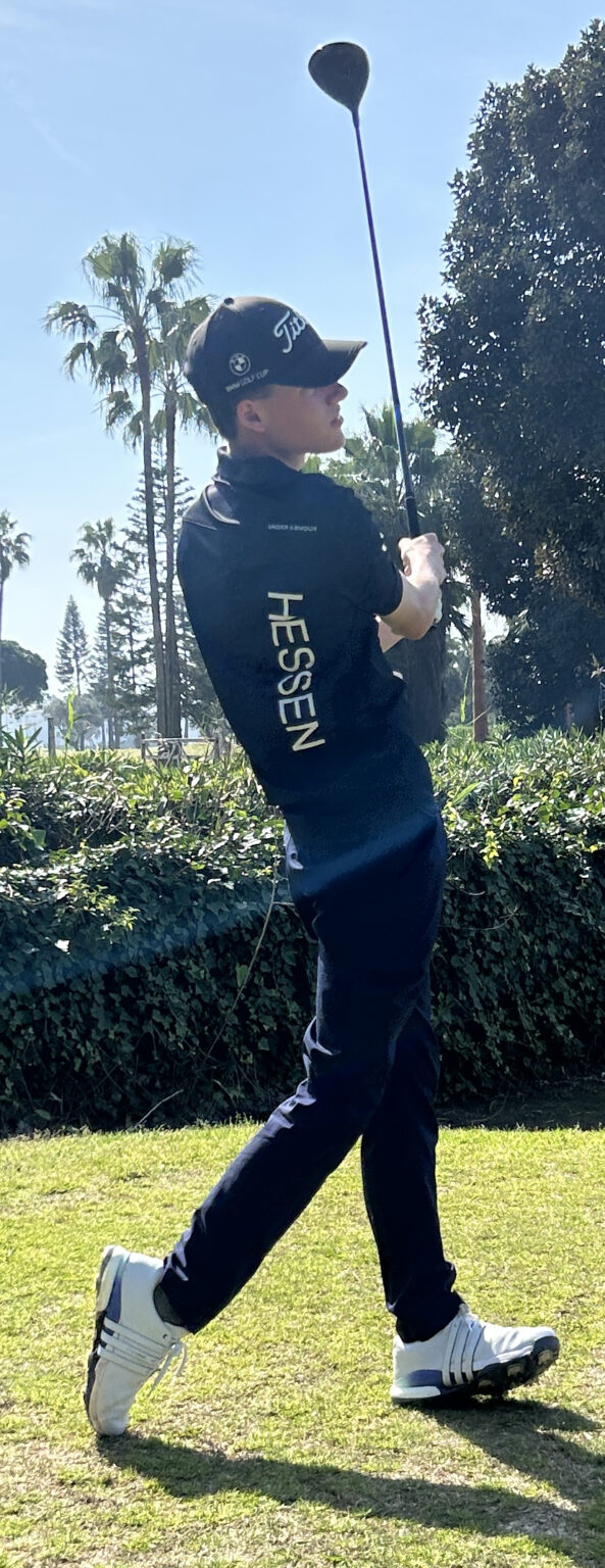 Tim Nachtwey und Mariella Scherbarth überzeugen beim AK-Turnier